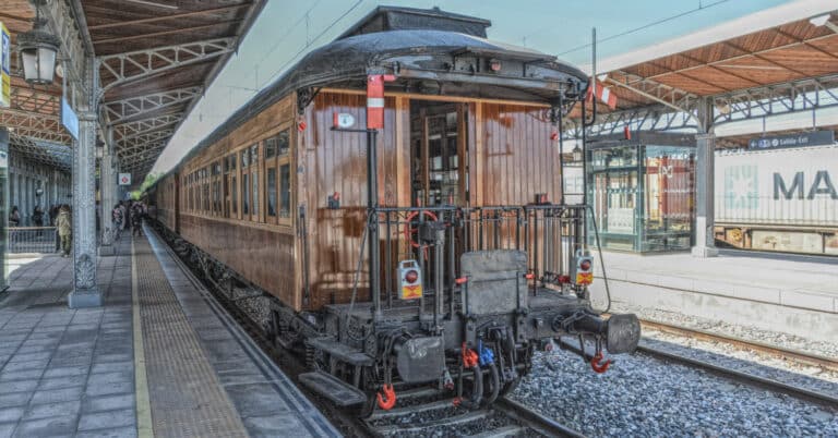 Tren de la Fresa 2026, el placer de ir a Aranjuez en tren